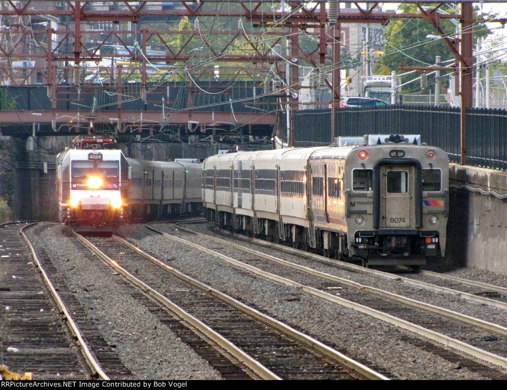 NJT 6074 and 4654
